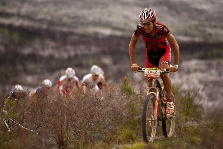 SA's Max Knox and American Tod Wells to take on this year's Absa Cape ...
