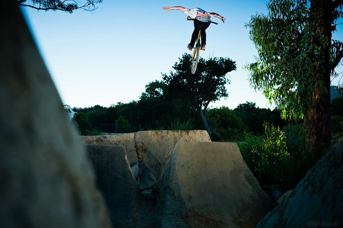 Sam Pilgrim and Sam Reynolds in SA, a jump contest and an interview ...