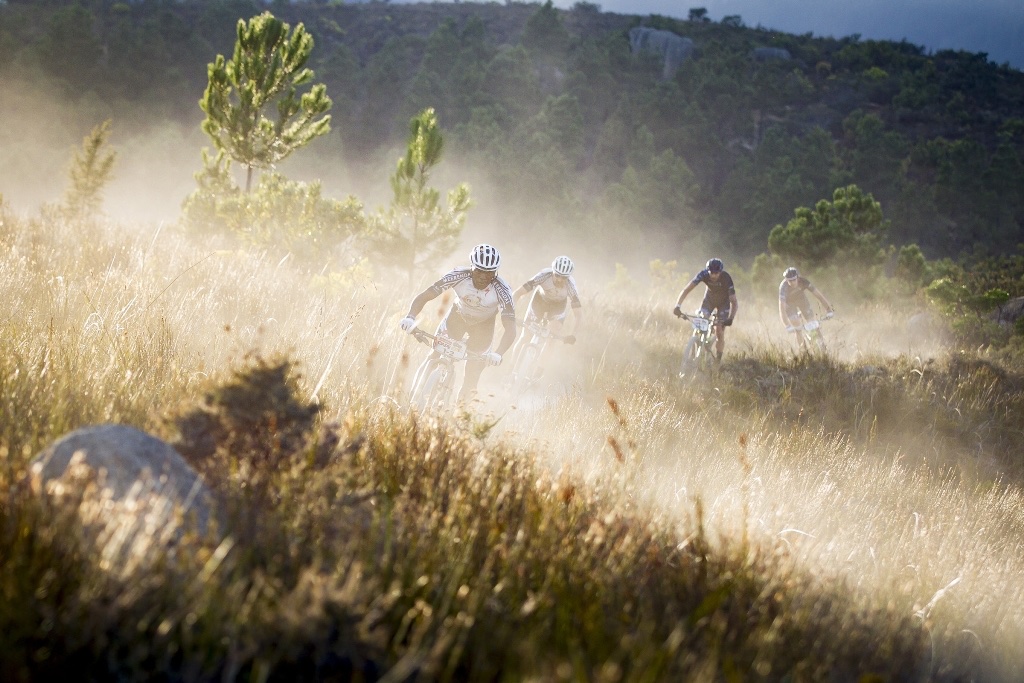 Nearly all systems go for Madolo and Sauser on Stage 4 | Bike Hub