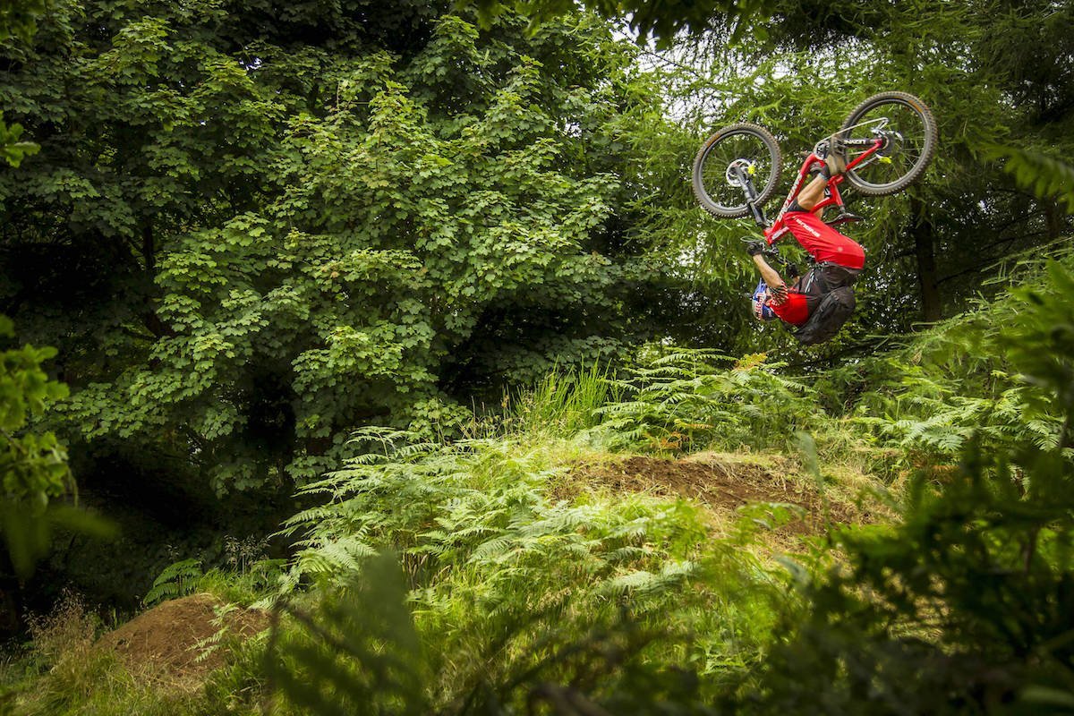 Video: Danny MacAskill - Wee Day Out | Bike Hub