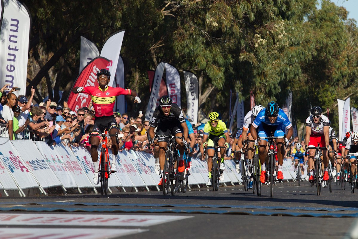 Clint Hendricks claims 2016 Cape Town Cycle Tour in spectacular fashion ...