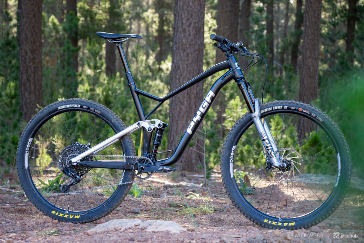 First Ride Review: The New Pyga Hyrax Alloy 29er (and Slakline) | Bike Hub