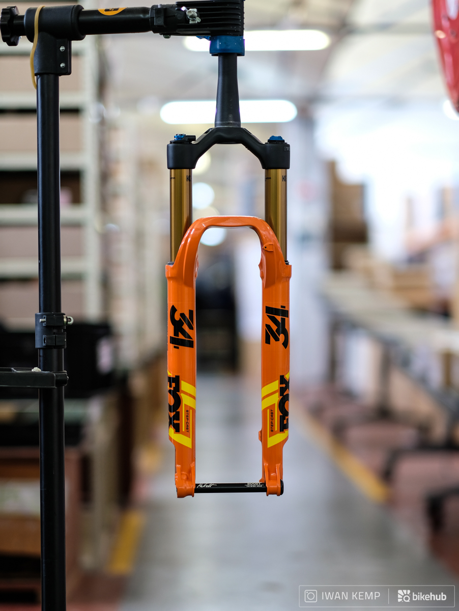 Fox 34 Step-Cast Factory review | Bike Hub