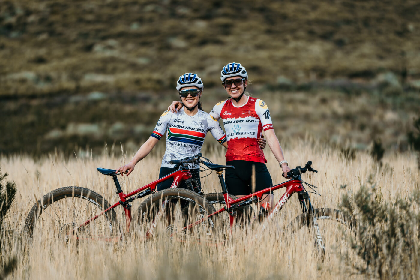 Safari Essence Titan Racing Team Announced, riders Bianca Haw and ...