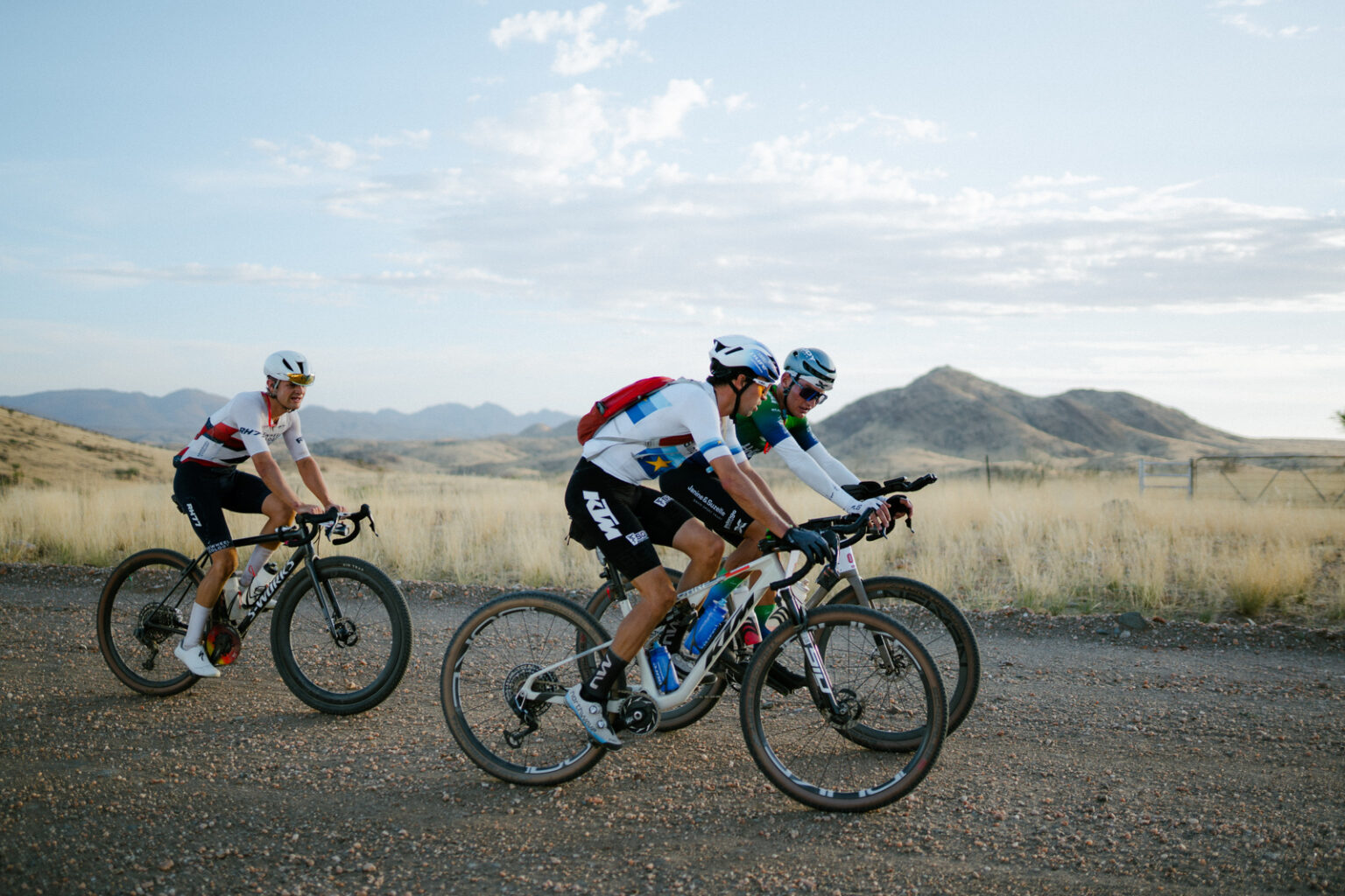 Drikus Coetzee wins the 2025 Nedbank Desert Dash | Bike Hub